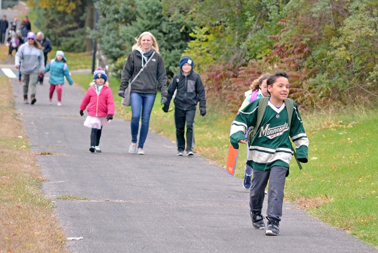A chilly day to walk, bike to Apple Valley's Greenleaf Elementary ...