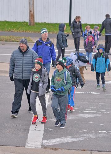 A chilly day to walk, bike to Apple Valley's Greenleaf Elementary ...