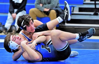 Local Lake wrestlers qualify for state meet | Sports | hometownsource.com