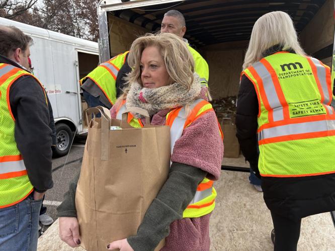 Operation Turkey Drop delivers Thanksgiving goodwill | Eagan ...
