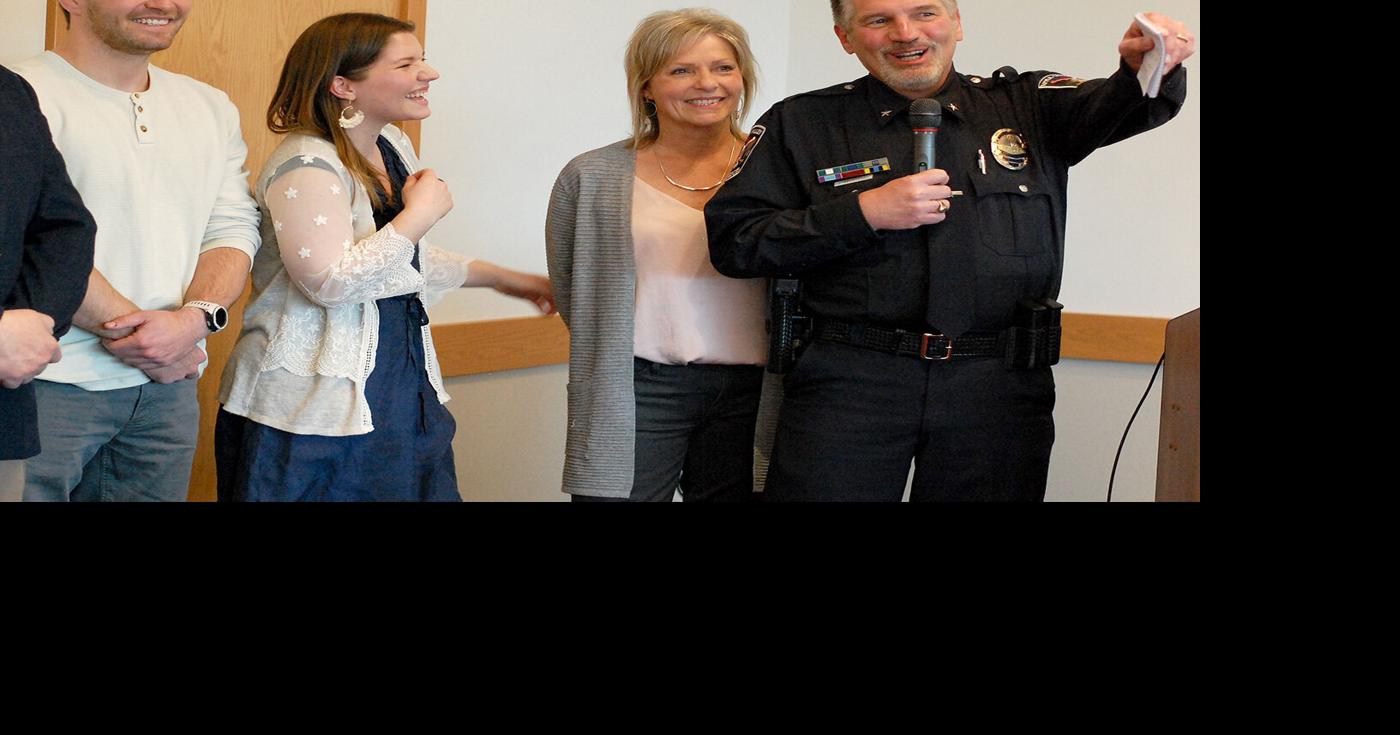 Apple Valley police chief retires | Free | hometownsource.com