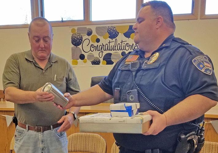 Retired Braham Police Chief Knowles honored | News | hometownsource.com