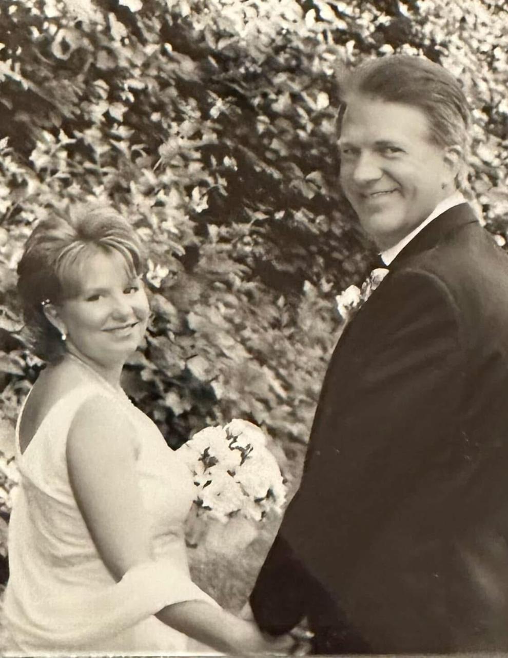 Patricia “Trysh” and Peter Olson | Obituaries | hometownsource.com