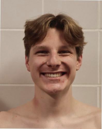 Boys swimming and diving: Ponies turn back Mounds View | Sports | hometownsource.com