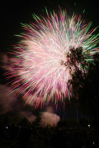 PHOTOS: Fourth of July fireworks light up St. Louis Park | Local News ...
