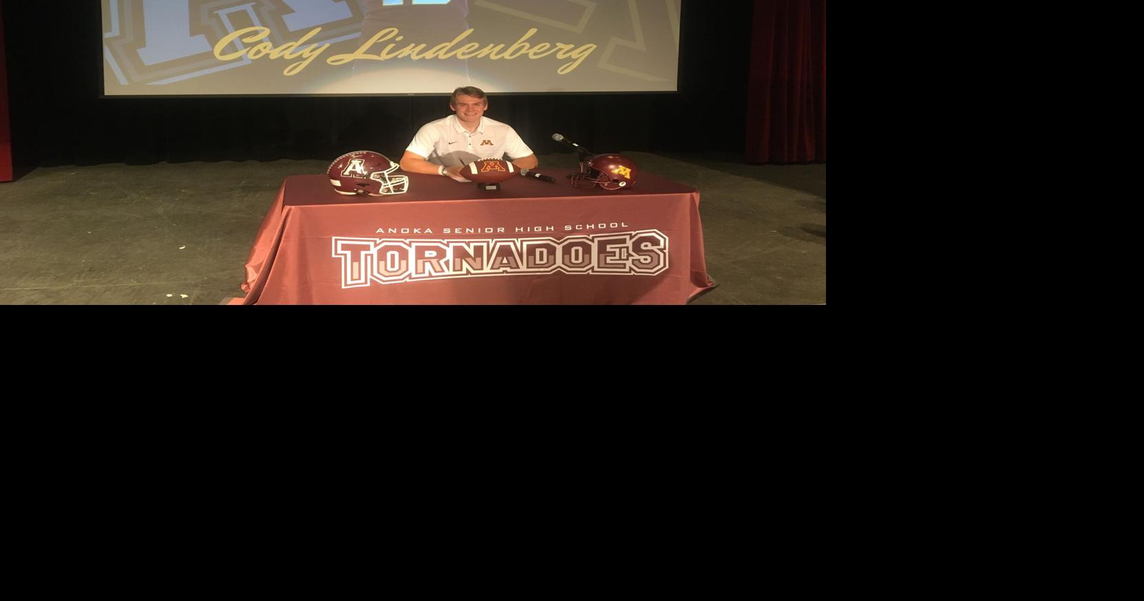 Dream of Gold: Anoka's Lindenberg signs to play football with Gophers ...