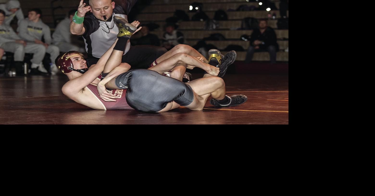 Maple Grove wrestling team young and learning | Sports | hometownsource.com