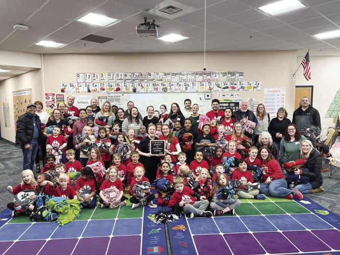 Lakeville's Cherry View students make blankets | Free | hometownsource.com