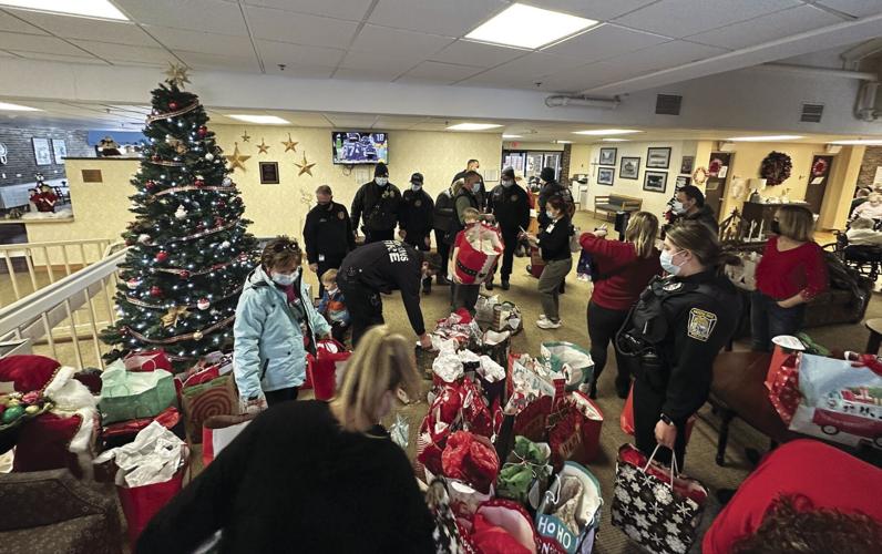 ‘Santa for a Senior’ | Free | hometownsource.com