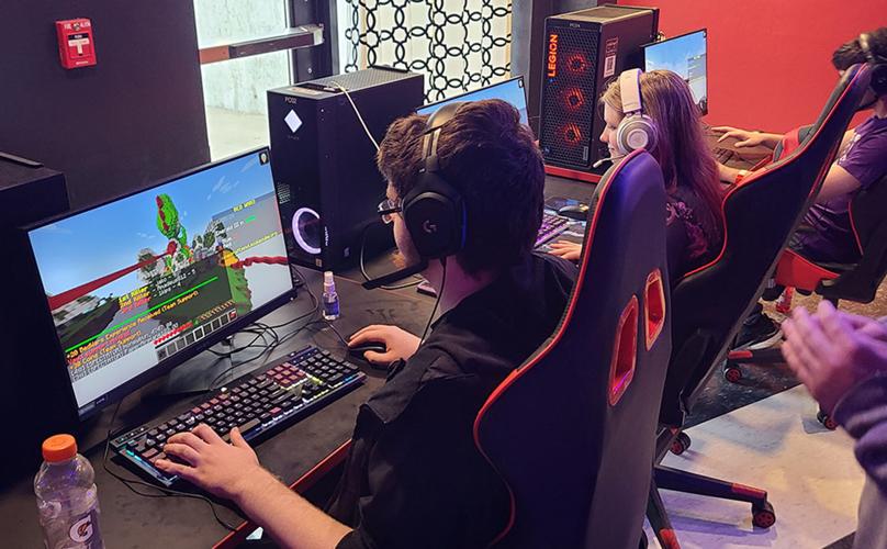 Flyers esports teams compete in ‘Minecraft,’ ‘Rocket League’ tourneys ...