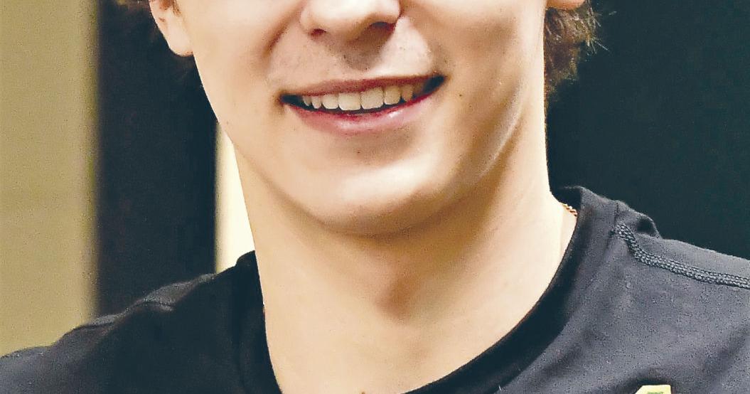 Goalie Louden Hogg travels far and wide before settling in Edina ...