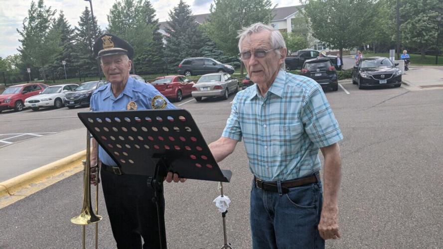 Legends of Apple Valley residents celebrate Memorial Day | Free ...