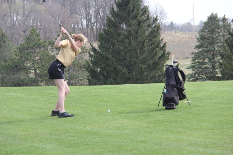 Caledonia golfers finally swing away | Sports | hometownsource.com