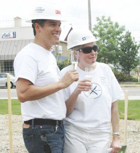 Groundbreaking welcomes new Mound business | Business | hometownsource.com