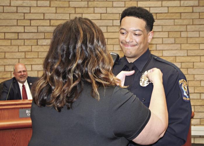 Three new Coon Rapids police officers sworn in | Anoka | hometownsource.com