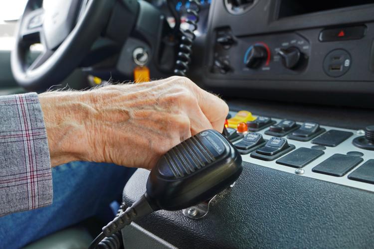 94-year-old Brooklyn Park man is the world’s oldest bus driver | Local ...