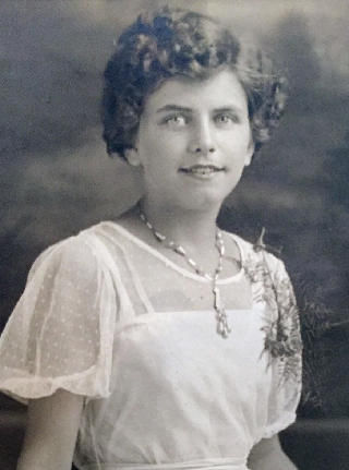 Maxine E. Johnson | Announcements | hometownsource.com