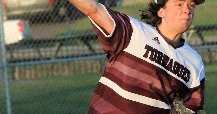 Baseball: Anoka topples Fridley, Irondale | Anoka | hometownsource.com