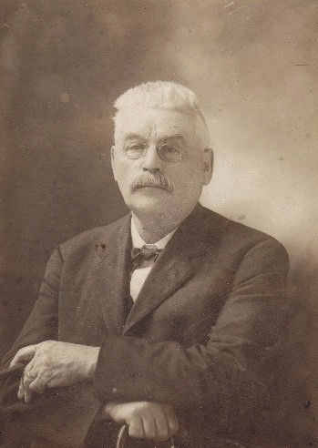 Column: David Swain plying the river | Columnists | hometownsource.com