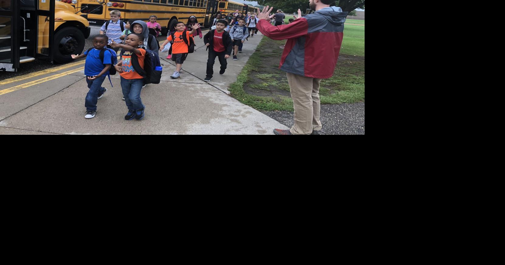 UPDATED: Anoka-Hennepin adopts hybrid model for return to school | Free ...