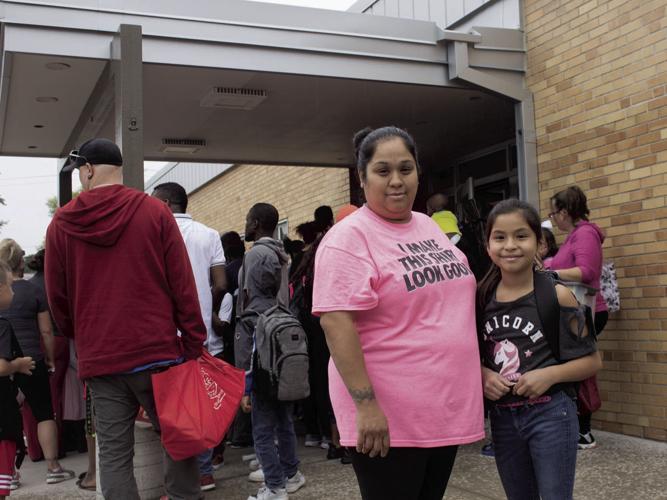 A rainy first day at Meadow Lake Elementary | Free | hometownsource.com
