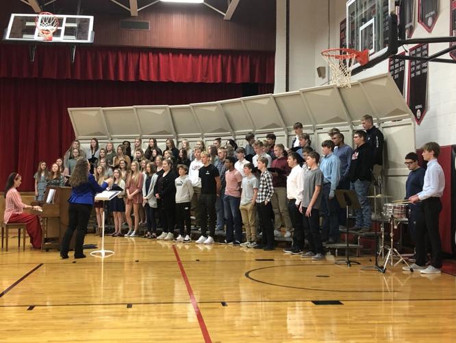 Spring Grove School Celebrates Veterans Day | Local News ...