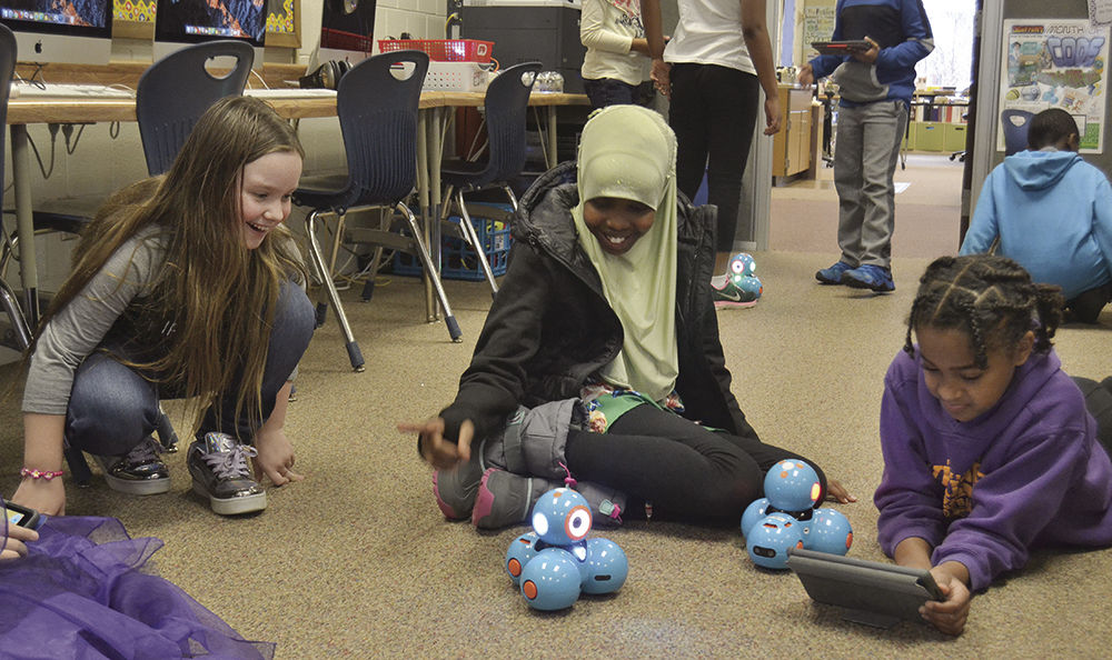 Month of Code celebrated at Apple Valley's Cedar Park Elementary ...