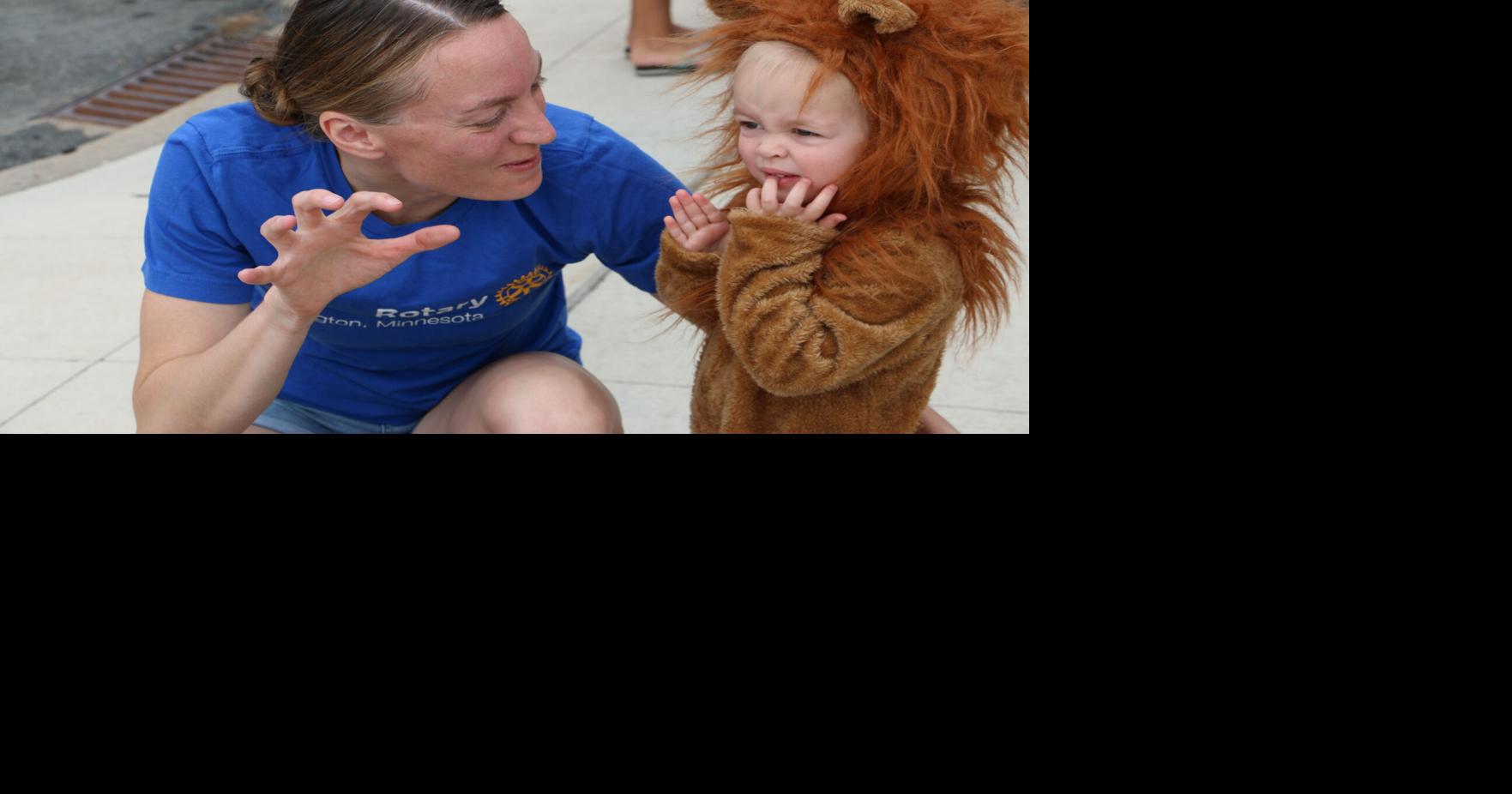 Children dress as storybook characters in Dew Days Kiddie Parade | Free ...