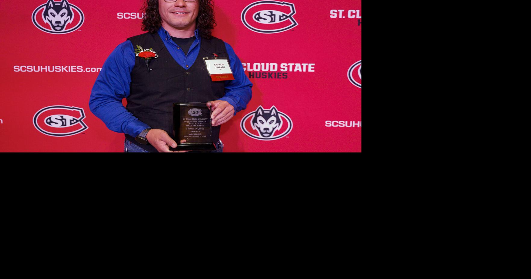 Coon Rapids grads O'Grady, Johnson inducted into college halls of fame ...