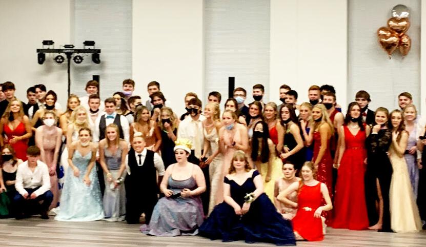 Prom 2021 goes off — with a little state guidance | Elk River Star News ...