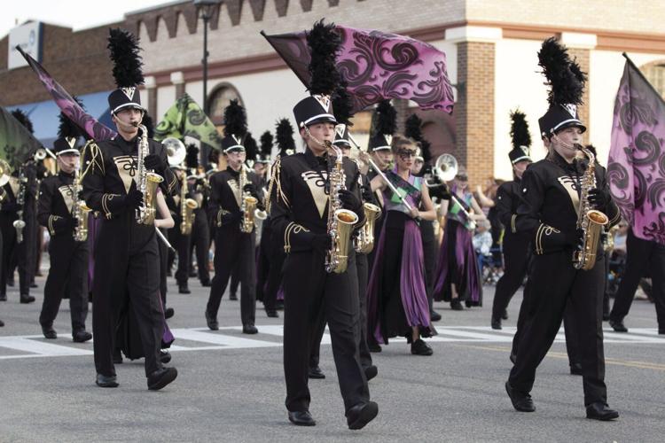 Marching bands, alumni to take to Waconia streets | Community ...