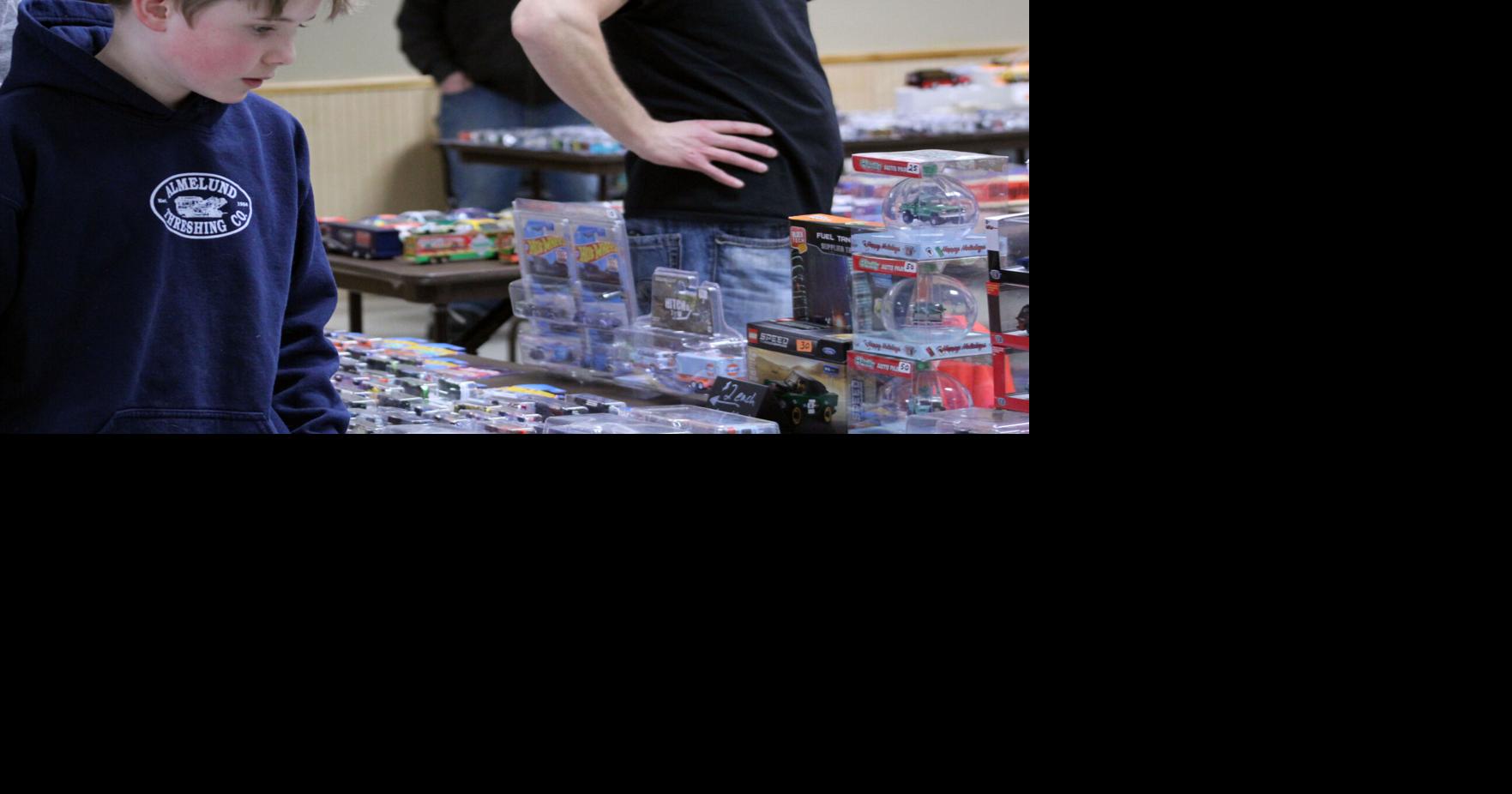 Area toy show continues going strong | Community | hometownsource.com