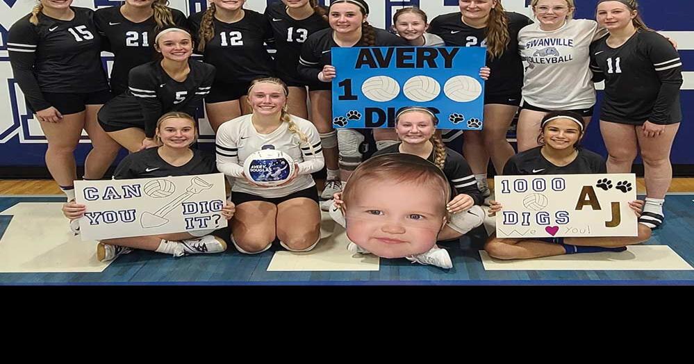 Bulldogs Sophomore Avery Douglas celebrates 1,000 digs | Morrison ...