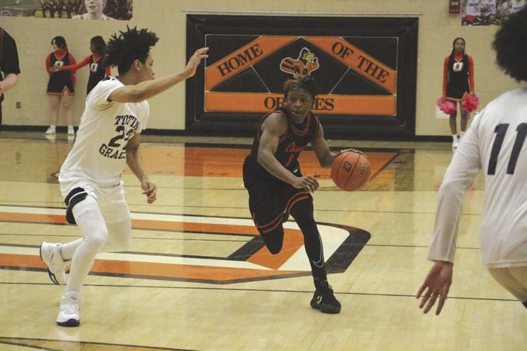 Osseo boys basketball wins comeback thriller | Sports | hometownsource.com