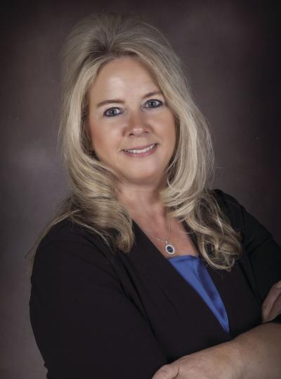 PHS grad Lisa Lovering retiring as Isanti County’s chief deputy ...