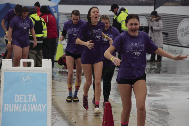 Polar Plunge sets new record in Waconia | Community | hometownsource.com