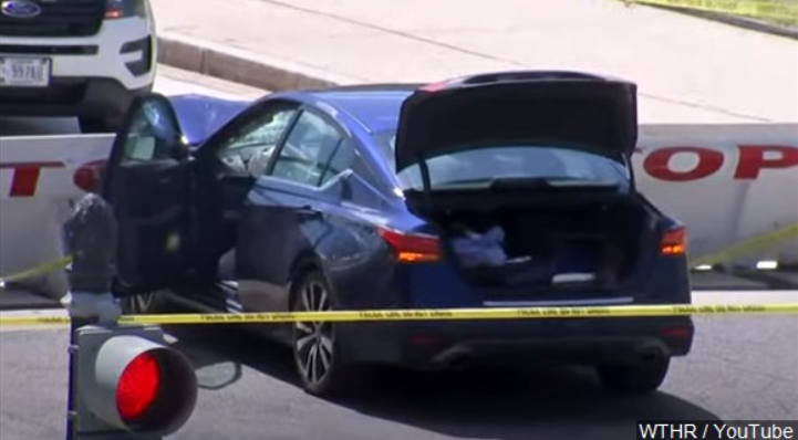 Car Rams 2 Officers at Capitol Barricade; One Officer Killed, Driver ...