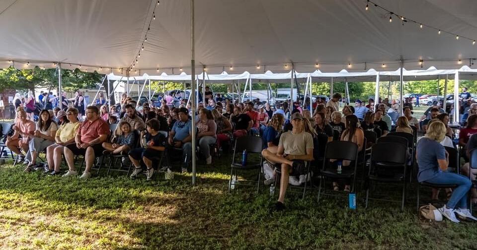 Revival event has impressive turnout | News | huntingdondailynews.com