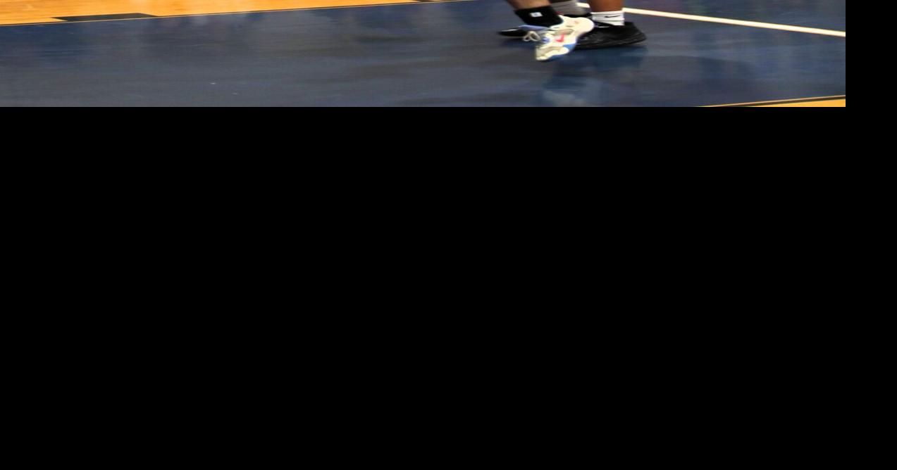 Rockets hold of Trojans 55-51 | Sports | huntingdondailynews.com