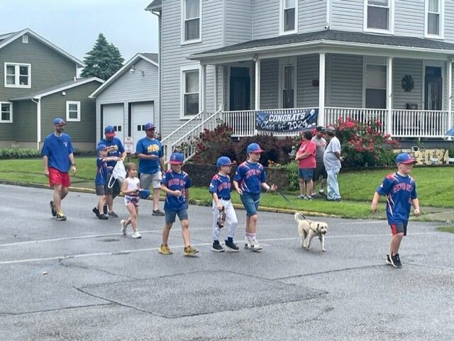 Rain doesn't stop BA Memorial Day parade | News | huntingdondailynews.com