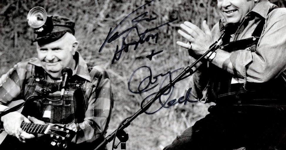 Columnist honors Hee Haw host's memory | Echoes | huntingdondailynews.com