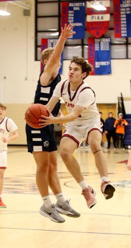 Bearcats ride huge first half to 74-50 win | Sports ...