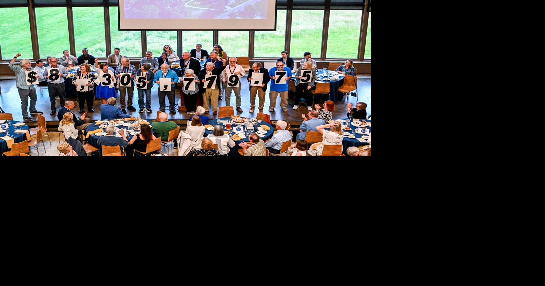 JC class makes historic gift | People | huntingdondailynews.com