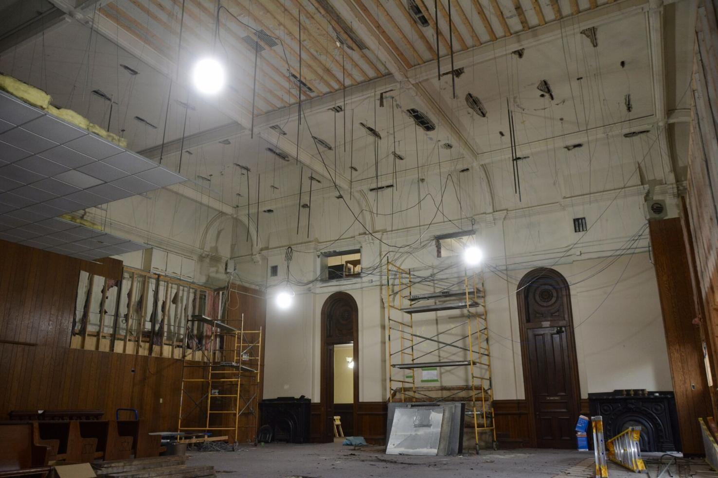 Courtroom ceiling soars | Local | huntingdondailynews.com