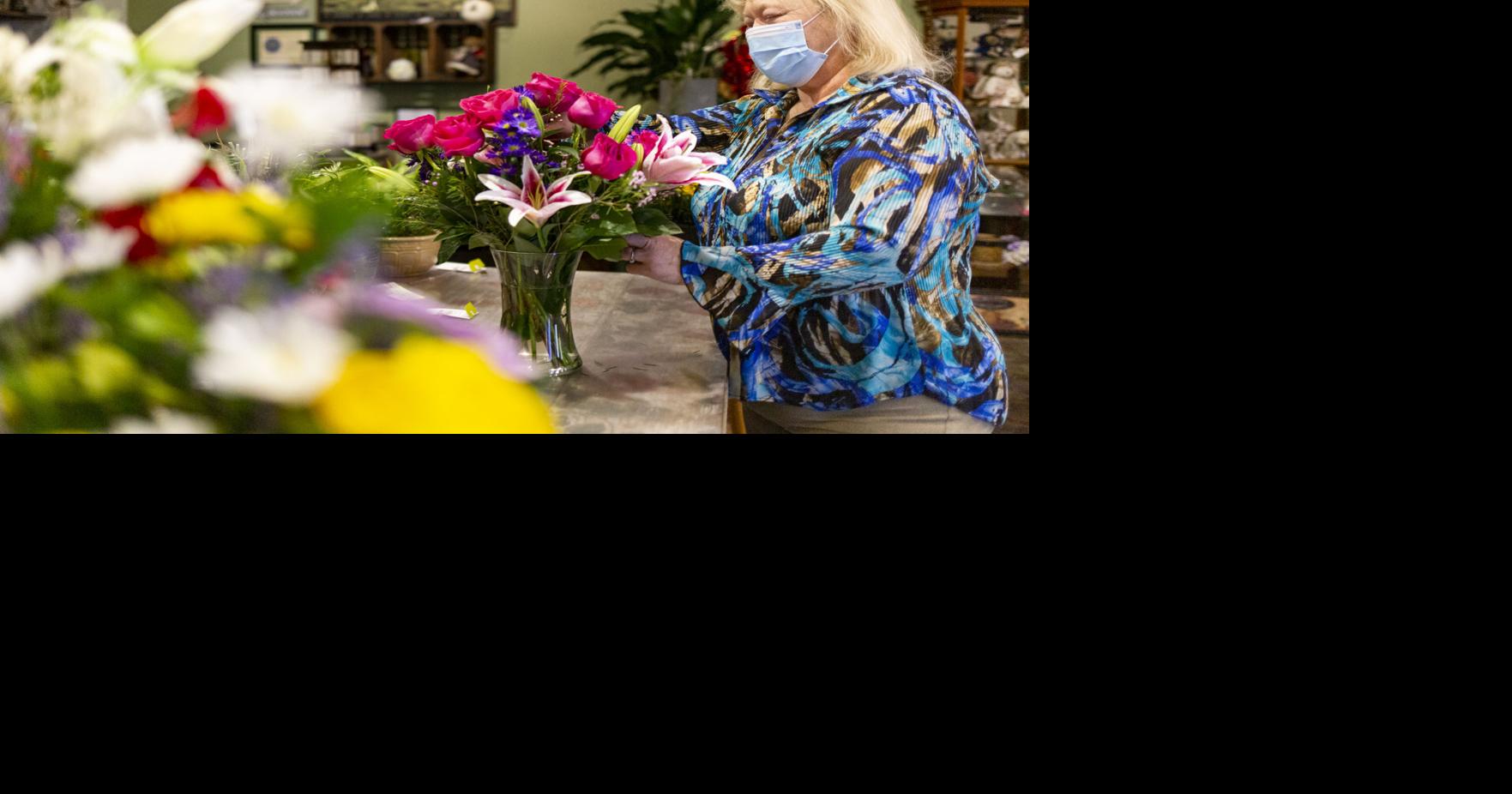 Florists find late bloom | Local | huntingdondailynews.com