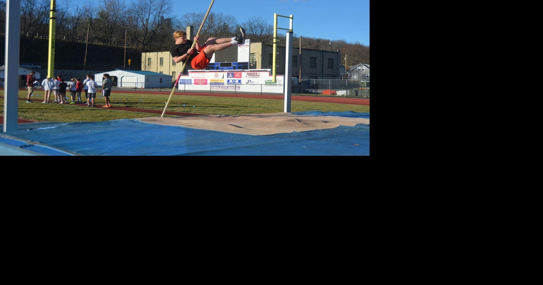 Vaulting into spring sports | Local | huntingdondailynews.com