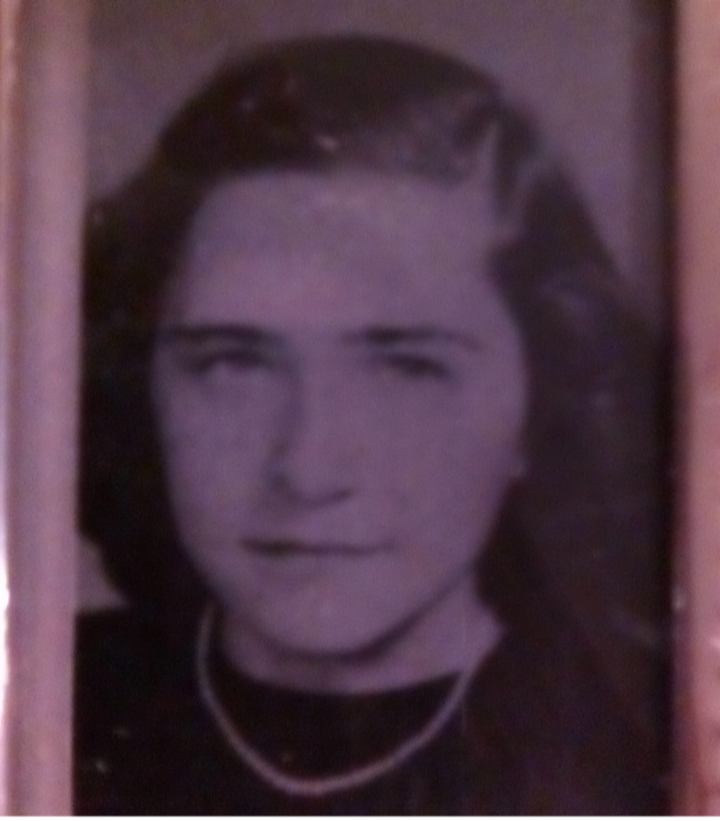 Anna R. Lewis | Obituaries | huntingdondailynews.com
