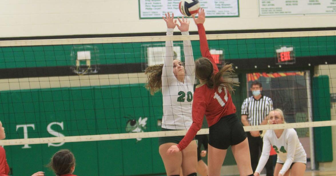 Hornets fall in four sets to end season | Local | huntingdondailynews.com