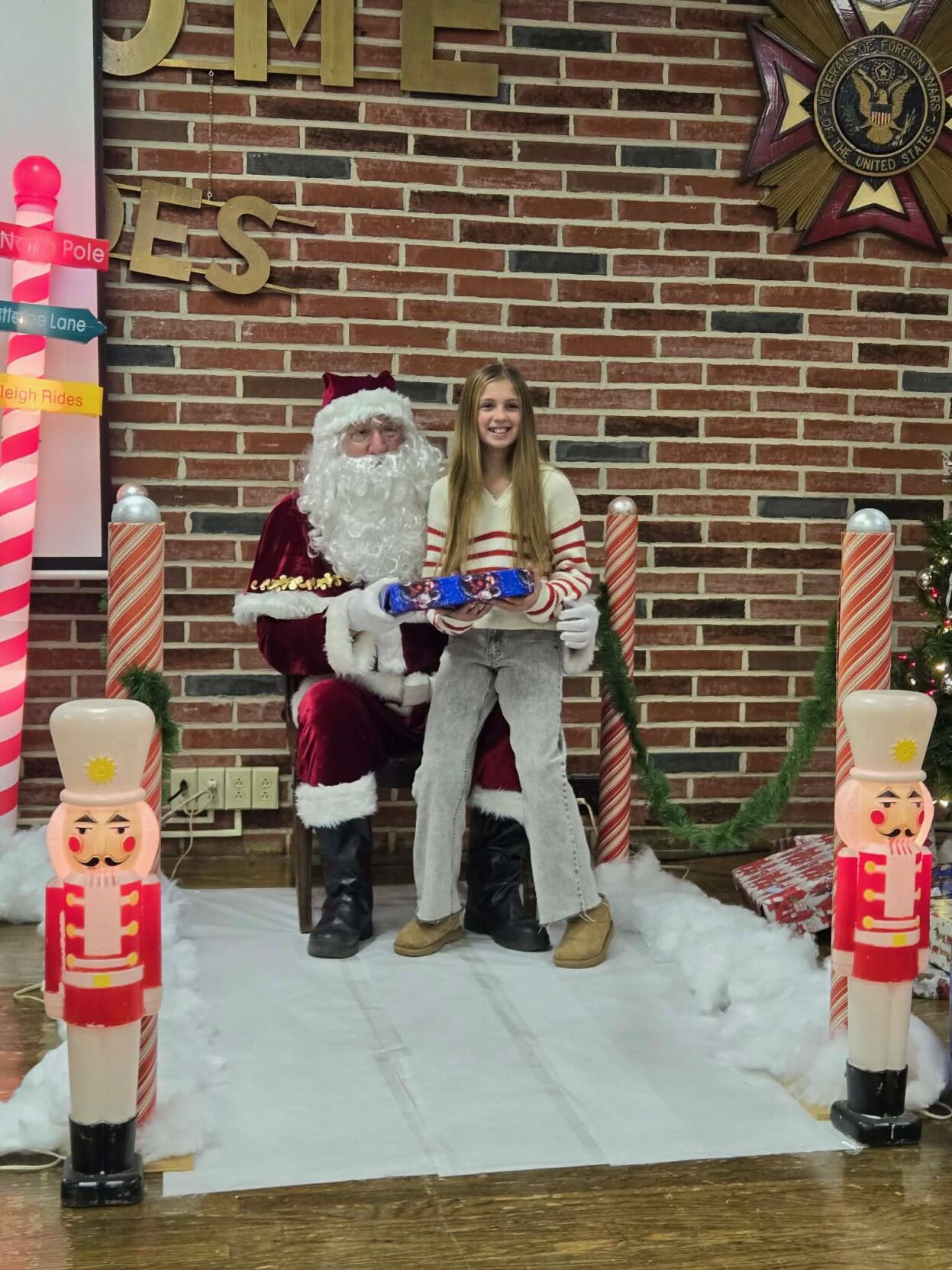 VFW holds Christmas party | People | huntingdondailynews.com