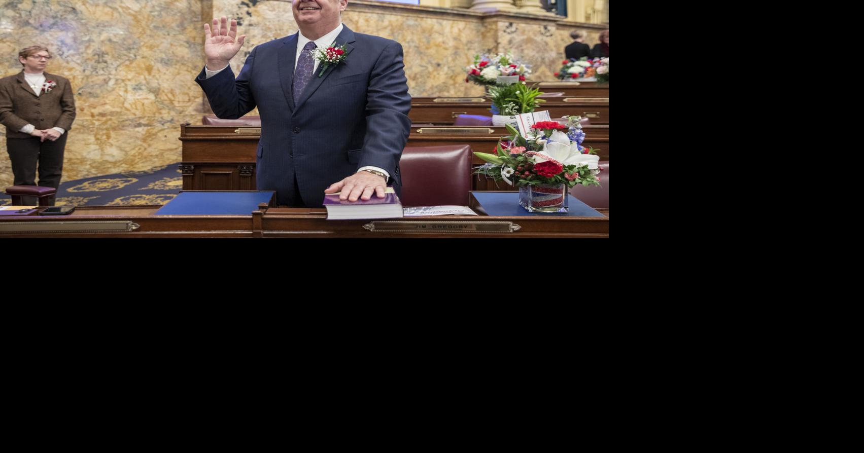 Gregory takes oath for 3rd term | News | huntingdondailynews.com